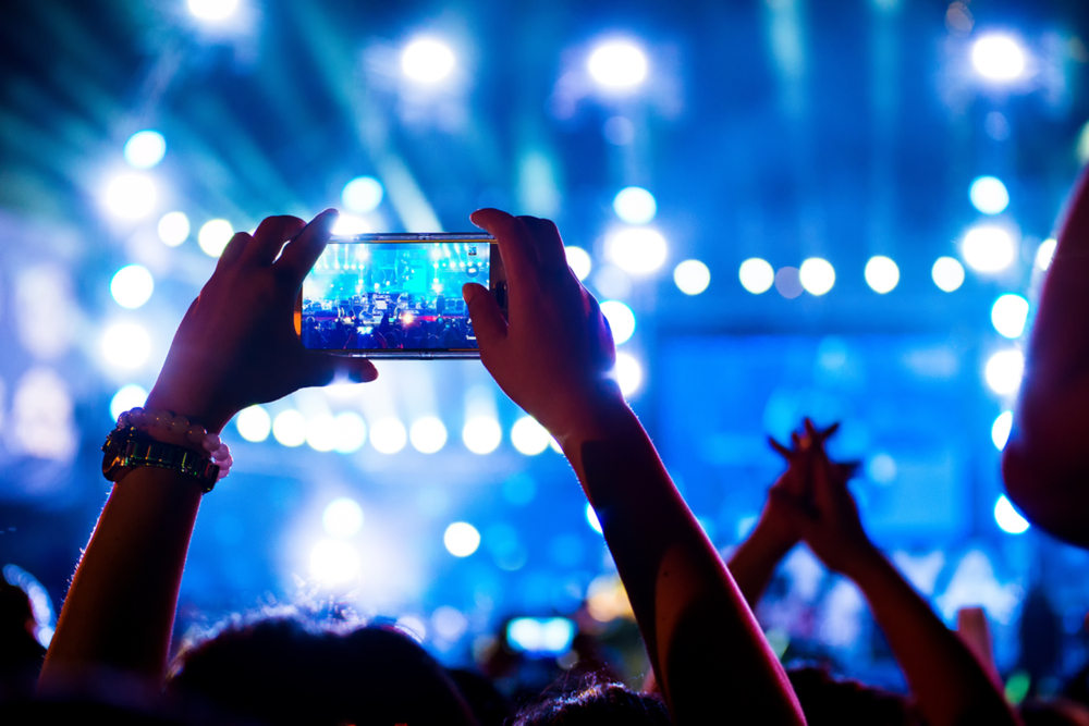 4 Ways to Promote Your Products on Social Media - Mabbit Communications